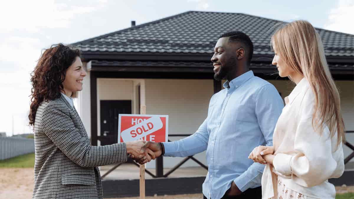 Sell My Tradelines - Tradelines For Credit Score Boosting